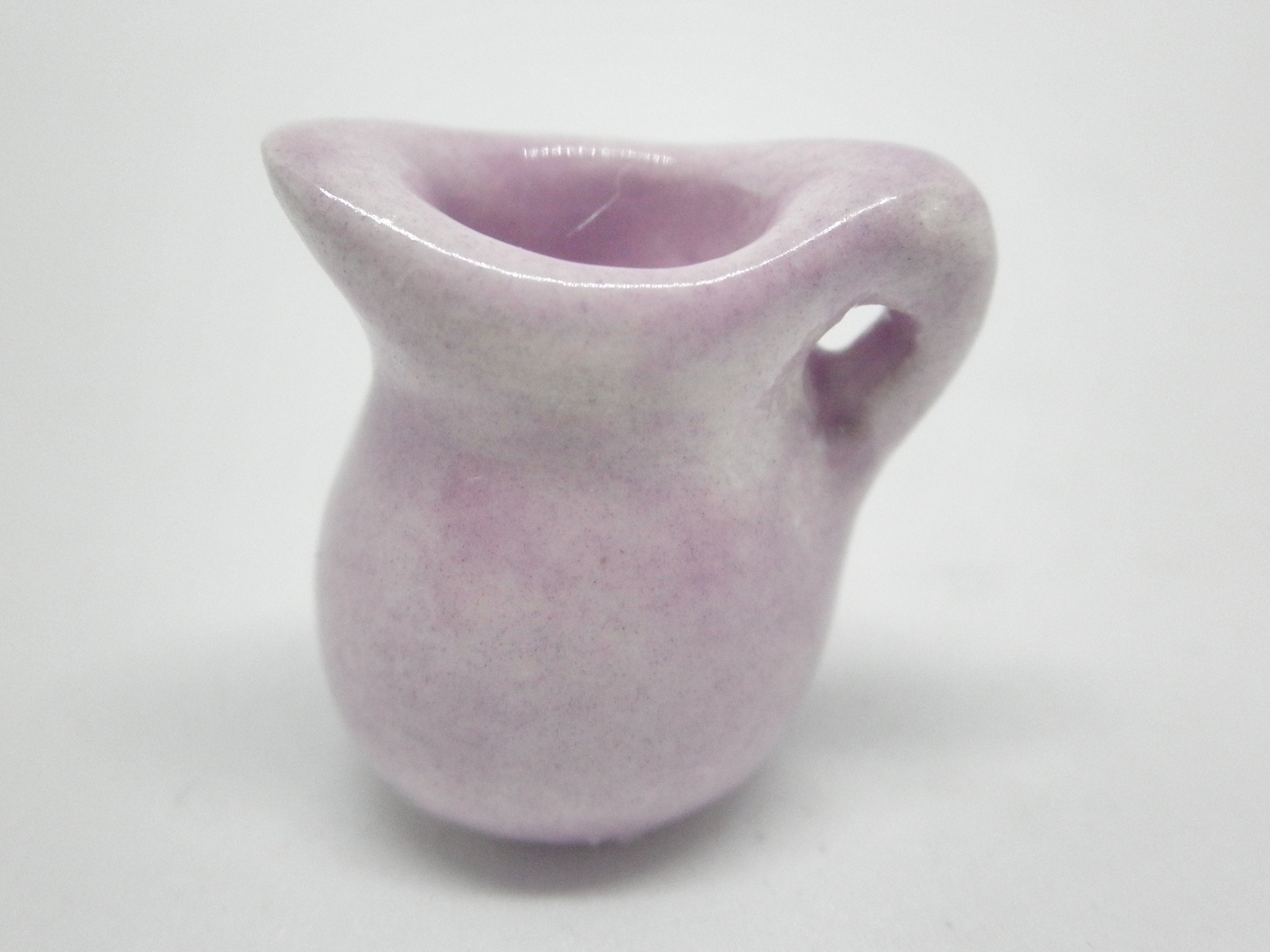 Miniature ceramic pitcher Fiesta Lavender – Christine Lecoutre Miniatures